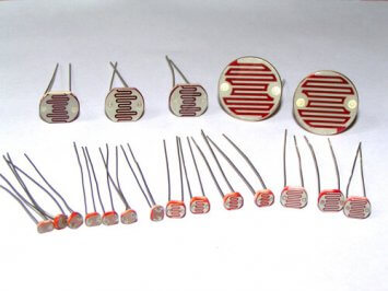 Fotoresistor: dispositivo, princípio de operação, características